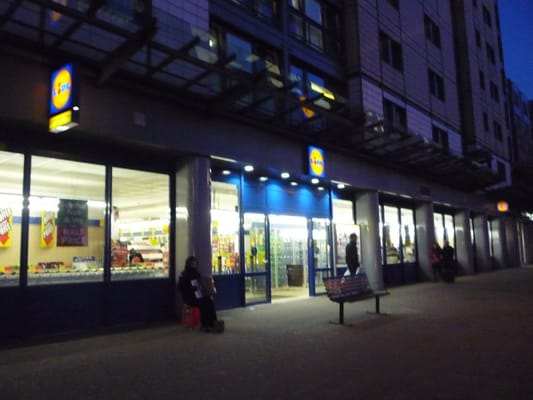 LIDL - Updated May 2025 - 16 Reviews - Oxford Road, Manchester, United ...