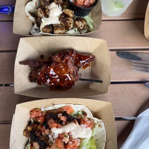 BROTHER SHUCKER’S BAR AND GRILL - 45 Photos & 59 Reviews - 7D Greenwood ...