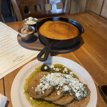 MAPLE TREE INN - Updated August 2024 - 767 Photos & 690 Reviews - 18849 ...