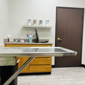 CENTENNIAL ANIMAL HOSPITAL - Updated December 2025 - 72 Photos & 308 ...