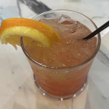 SWIGZZ RESTAURANT AND LOUNGE - Updated September 2025 - 68 Photos & 31 ...