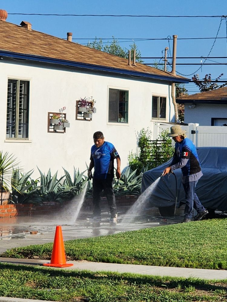 LOYAL WINDOW CLEANING - CHINO HILLS - Updated November 2024 - 189 ...