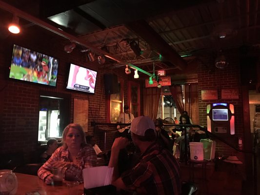 CLUB HANDY - Updated November 2025 - 26 Photos & 22 Reviews - 200 Beale ...