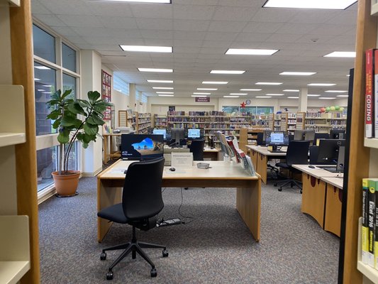 BOB LUTTS SIMONTON/FULSHEAR LIBRARY - Updated October 2025 - 40 Photos ...