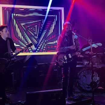 DEAD RINGER ANALOG BAR - Updated April 2025 - 53 Photos & 24 Reviews ...