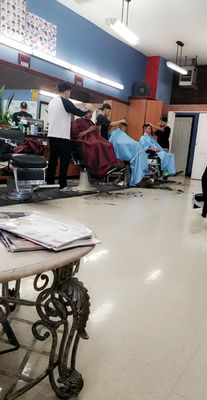THE CORNER BARBER SHOP - 92 Photos & 103 Reviews - Barbers - 10635 ...