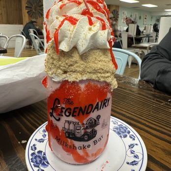 LEGENDAIRY MILKSHAKE BAR - Updated January 2025 - 953 Photos & 733 ...
