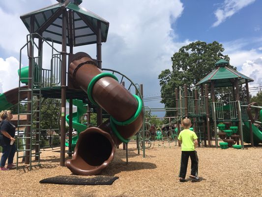 BLUE RIDGE PLAYGROUND - Updated October 2025 - E Main St, Blue Ridge ...