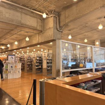 SEATTLE PUBLIC LIBRARY - CENTRAL LIBRARY - Updated December 2025 - 1682 ...