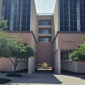 UCI LANGSON LIBRARY - Updated June 2025 - 23 Photos & 30 Reviews - 680 ...