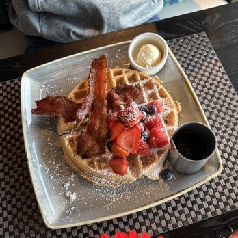 SIX SEVEN RESTAURANT - Updated July 2024 - 2051 Photos & 1279 Reviews ...