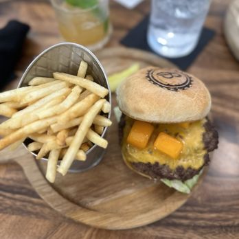 BUFFALO OLDE BREWERY - Updated April 2025 - 167 Photos & 77 Reviews ...