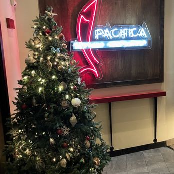 PACIFICA SEAFOOD RESTAURANT - 1049 Photos & 1220 Reviews - 73505 El ...