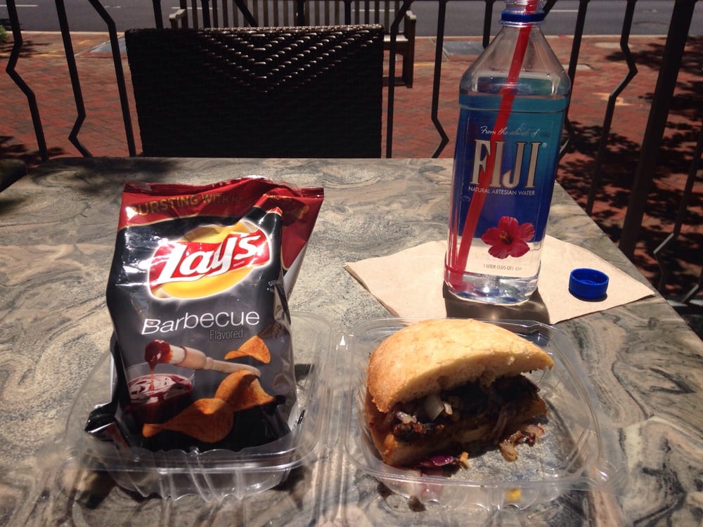 7501 CAFE - Updated June 2024 - 14 Photos - 7501 Wisconsin Ave ...