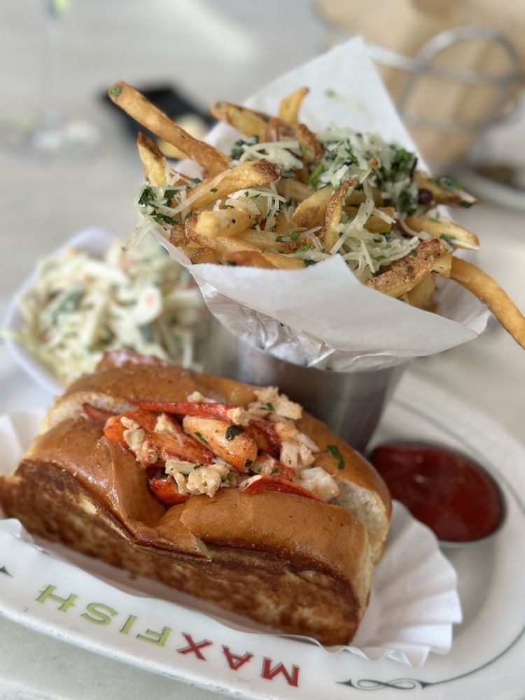 MAX FISH - Updated July 2024 - 1326 Photos & 559 Reviews - 110 ...