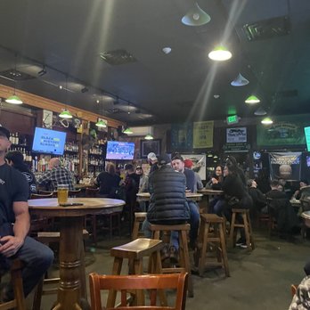 GROGGS TRADITIONAL IRISH PUB - Updated July 2025 - 150 Photos & 152 ...