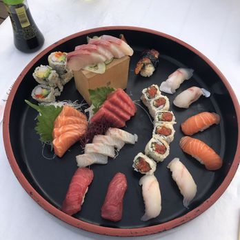 PERRY’S RESTAURANT - Updated September 2024 - 809 Photos & 882 Reviews ...