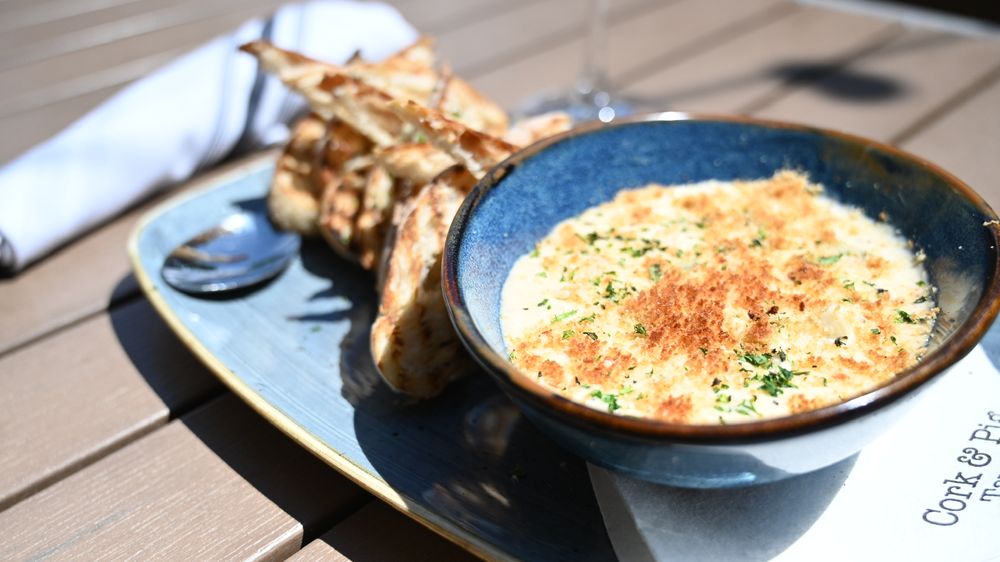 CORK & PIG TAVERN - Updated October 2024 - 182 Photos & 131 Reviews - 1431 E Southlake Blvd ...