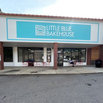 LITTLE BLUE BAKEHOUSE - Updated May 2024 - 87 Photos & 34 Reviews ...
