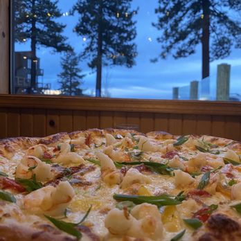 WHITECAPS PIZZA - Updated September 2024 - 449 Photos & 792 Reviews ...