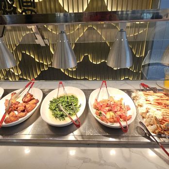 SEA & SKY FEAST BUFFET - Updated December 2024 - 392 Photos & 77 ...