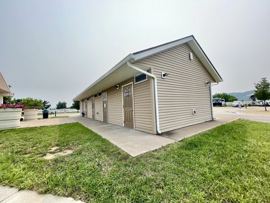 RISING STAR RV PARK - Updated September 2024 - 10 Photos - 777 Rising ...