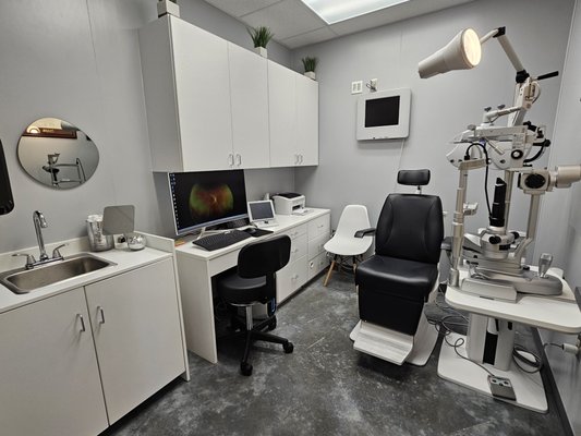PAK FAMILY EYE CARE - Updated January 2026 - 10 Reviews - 19086 S-IH 35 ...