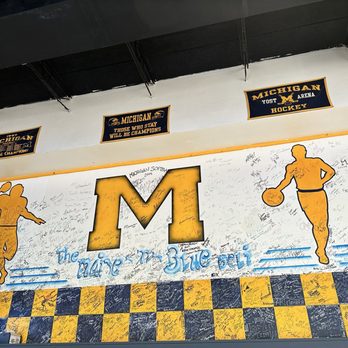 MAIZE N BLUE DELI - Updated July 2025 - 121 Photos & 188 Reviews - 1329 ...