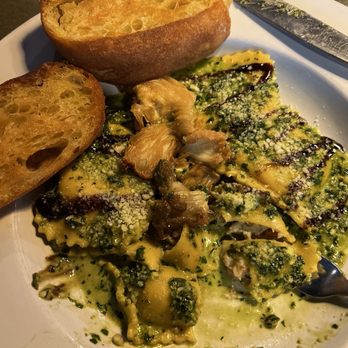 HANSON HILL WATERFRONT GRILL - Updated January 2026 - 22 Photos & 19 ...