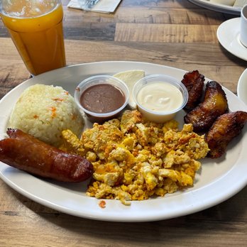 EL ATLAKAT RESTAURANTS - Updated July 2024 - 203 Photos & 226 Reviews ...