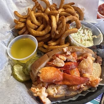 SAM THE CLAM’S PUB & GRUB - Updated October 2025 - 156 Photos & 159 ...