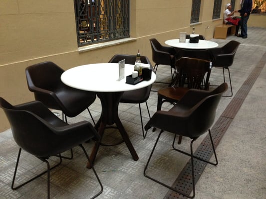 CAFÉ COM LETRAS LIBERDADE - Updated December 2025 - 28 Photos & 14 ...