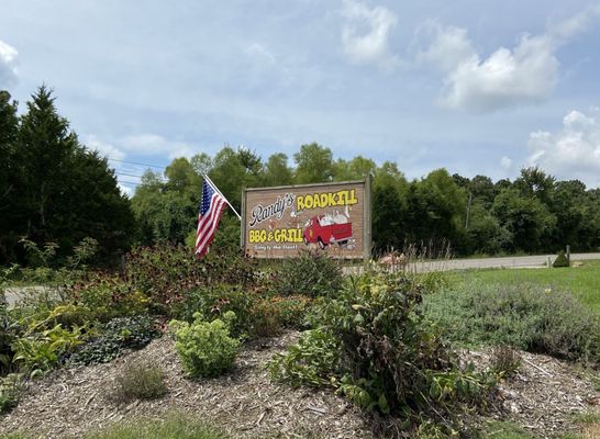 RANDY’S ROADKILL BBQ & GRILL - Updated May 2024 - 80 Photos & 96 ...