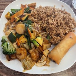 SHINY WOK - Updated February 2025 - 67 Photos & 148 Reviews - 3526 ...