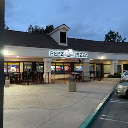 PEPZ PIZZA & EATERY - Updated March 2025 - 123 Photos & 252 Reviews ...