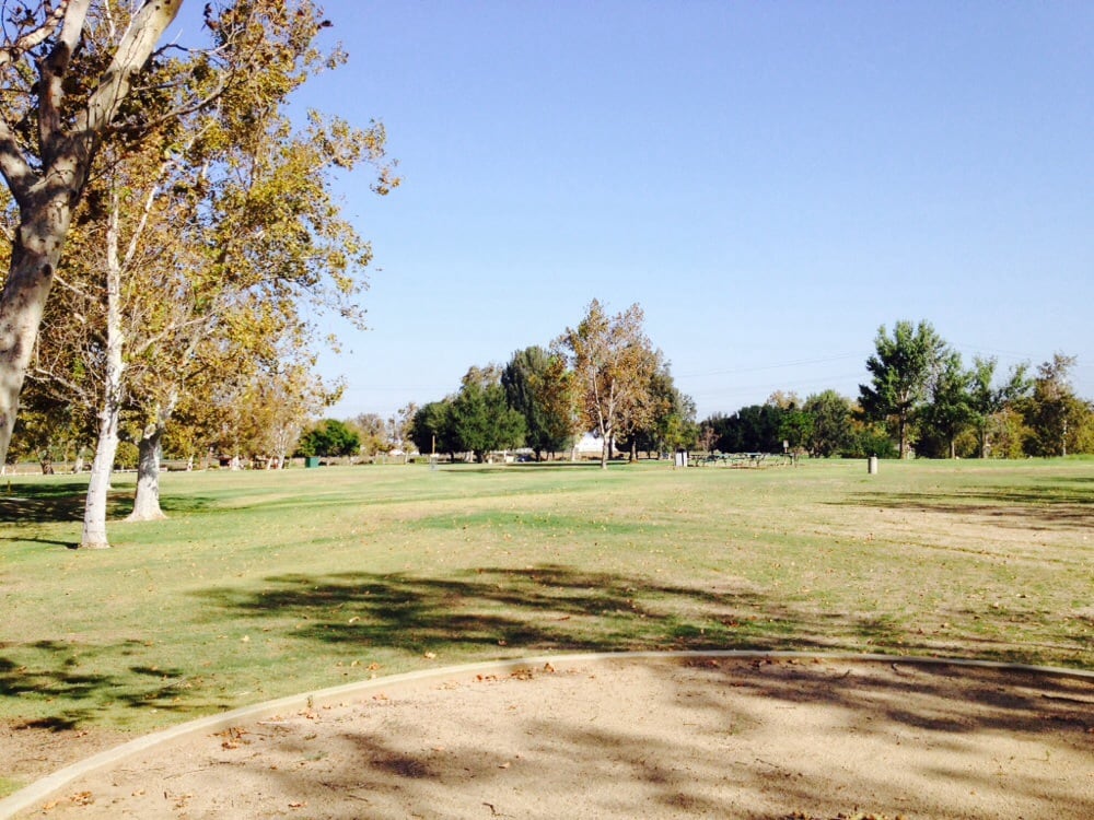 PRADO DGC - Updated November 2025 - 31 Photos - 16700 S Euclid Ave ...