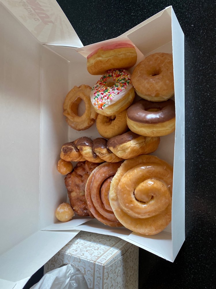 FRESH DONUTS - 855 S German Ln, Conway, Arkansas - Donuts - Phone ...