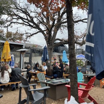 THE TIPSY OAK - Updated March 2025 - 912 Photos & 913 Reviews - 301 E ...