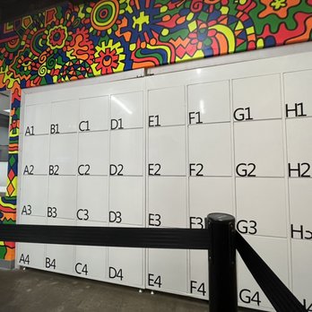 SEOUL CITY WINGS - Updated December 2025 - 36 Photos - 3915 Carnegie ...