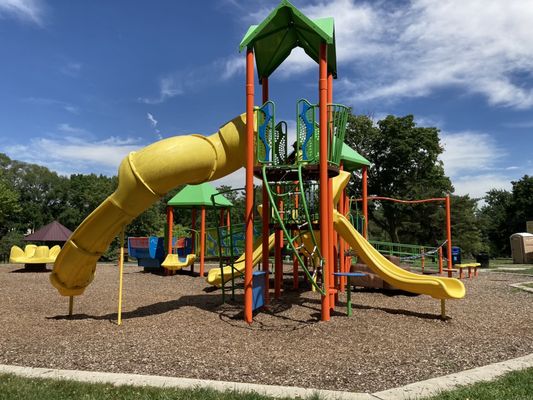 RIVERSIDE PARK - Updated December 2025 - 140 Photos & 19 Reviews - 5 E ...