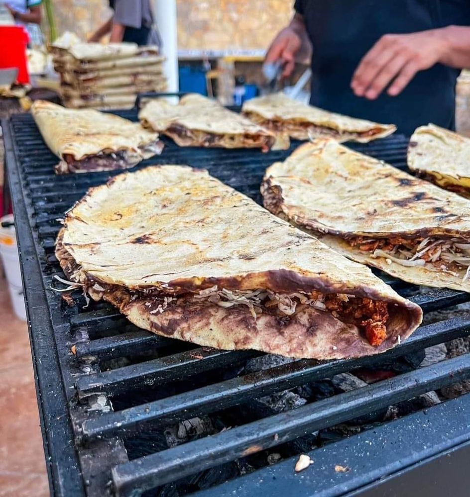 THE PLACE FOOD TRUCK PARK - Updated June 2025 - 289 Photos - 422 Rd ...