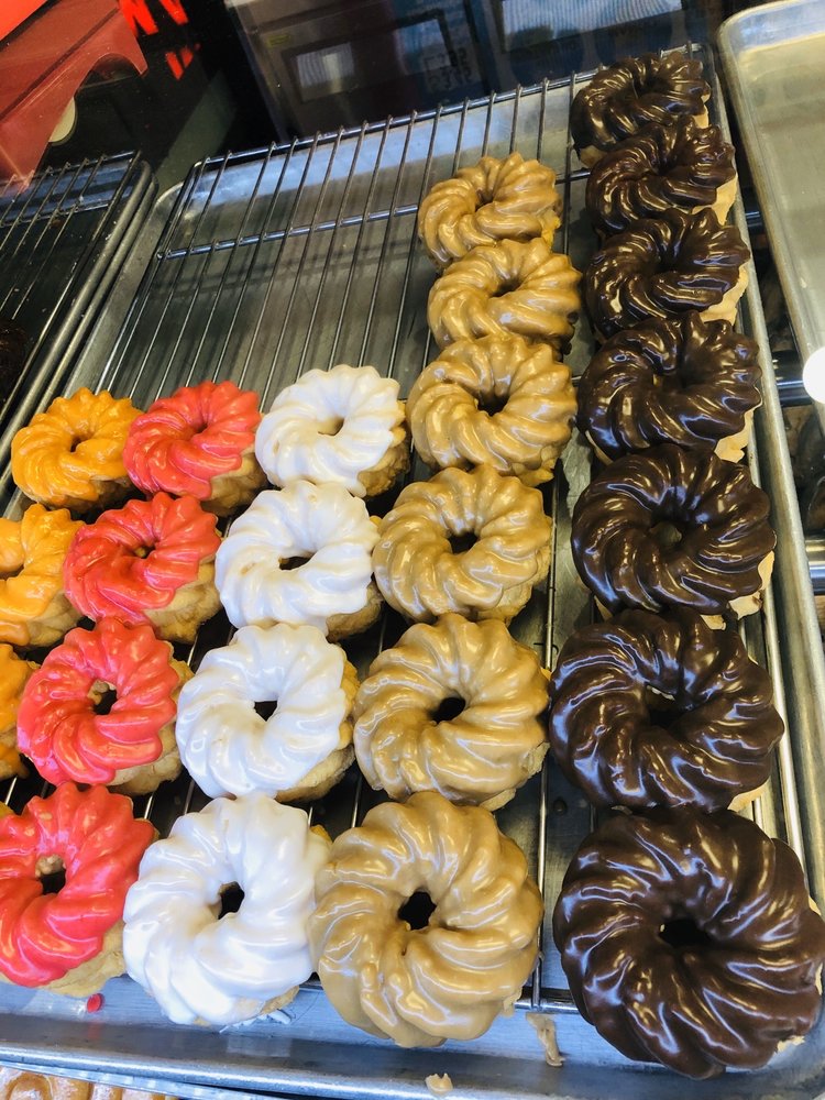 SUPER STAR DONUTS - 16 Photos & 15 Reviews - 16120 Valley Blvd, Fontana ...