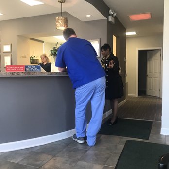 MOSS THOMAS DDS - Updated December 2025 - 10020 S Kedzie Ave, Evergreen ...