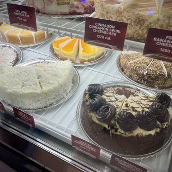 THE CHEESECAKE FACTORY - Updated July 2025 - 1553 Photos & 932 Reviews ...