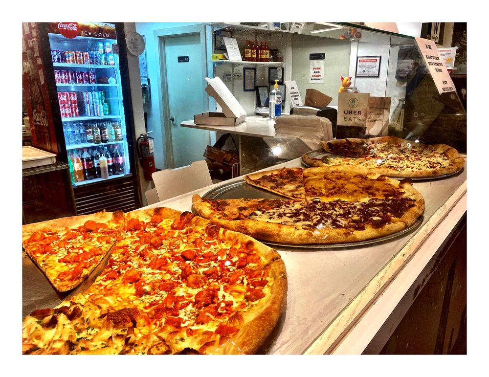 BIG G’S PIZZA - 150 Photos & 320 Reviews - Pizza - 3716 N Clark St ...