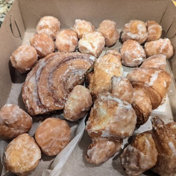 SUPERIOR BAKERY - Updated March 2025 - 197 Photos & 337 Reviews - 2433 ...