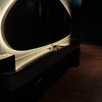 JAYBIRD STUDIO - Updated January 2026 - 776 Kingsway, Vancouver ...