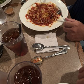 SQUAN TAVERN - Updated December 2025 - 93 Photos & 198 Reviews - 15 ...