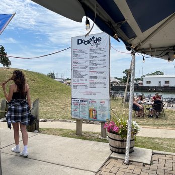DOCKSIDE CAFE - Updated July 2025 - 229 Photos & 214 Reviews - 611 W ...