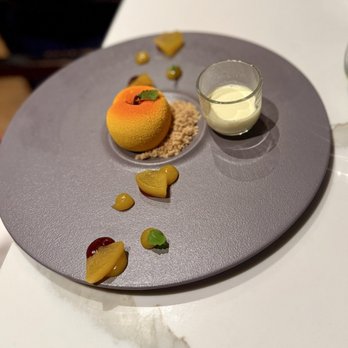 AG - Updated December 2025 - 326 Photos & 239 Reviews - 181 Peachtree ...